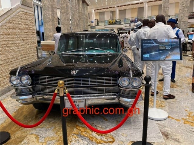 PHOTOS: These Are The Top 15 Cars Inside Despite Automobile Museum ...